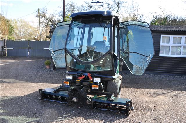 Hayter LT324 Triple Cylinder Ride on Mower with Full Cab 4WD – KS Plant ...