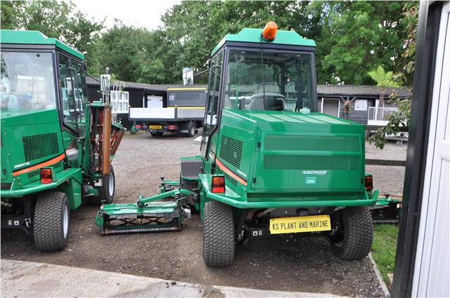 2015 Ransomes Commander 3520 with Full Cab 5 Gang Ride on Mower 4WD ...