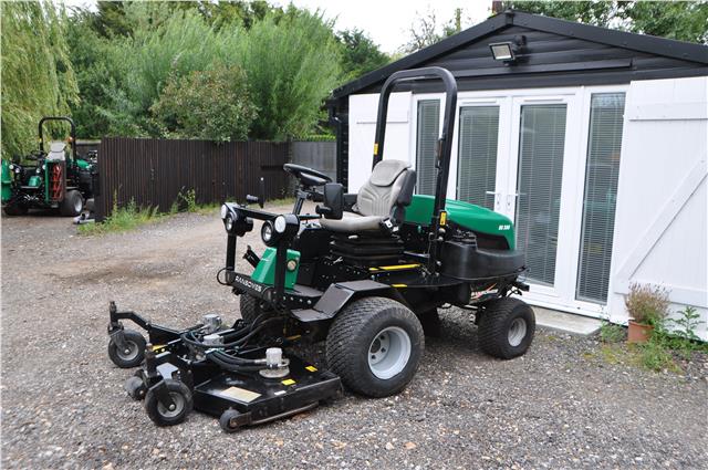 2014 Ransomes HR300 Outfront Rotary Mower 4WD – KS Plant and Marine
