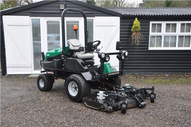 2017 Ransomes HR300 Outfront Rotary Mower 4WD – KS Plant and Marine