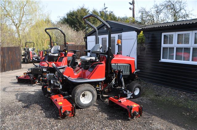 2018 Hayter / Toro T424 5 Gang Cylinder Mower 4WD 1200 hours – KS Plant ...