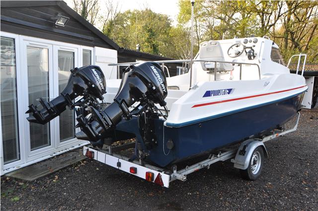 Powercat 525 Catamaran Fishing Commercial Boat Twin outboard Engines ...
