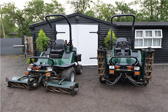 2010 Hayter LT324 4WD Triple Cylinder Ride on mower – KS Plant and Marine