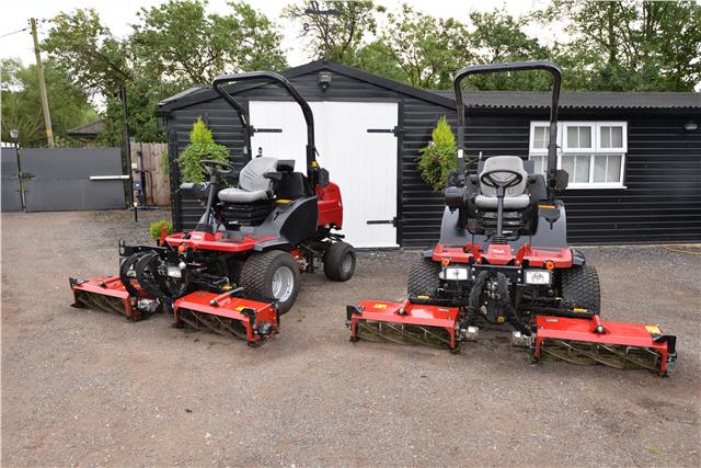 2013 Hayter LT324 / Toro LT3340 4WD Triple Cylinder Ride onMower – KS ...