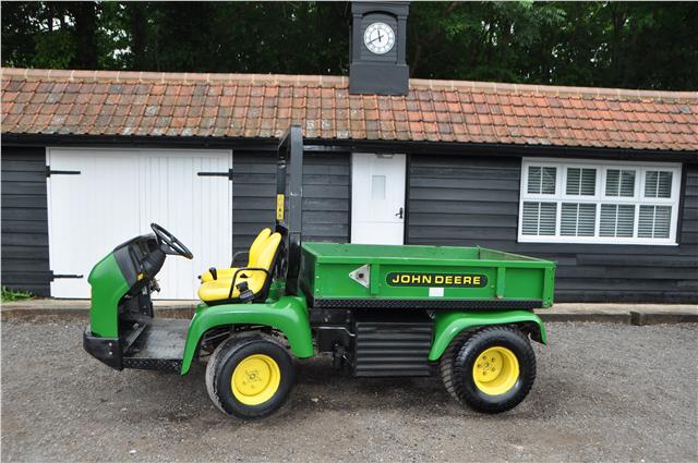 JohnDeere 2030 pro gator utility with TD100 Top Dresser – KS Plant and ...