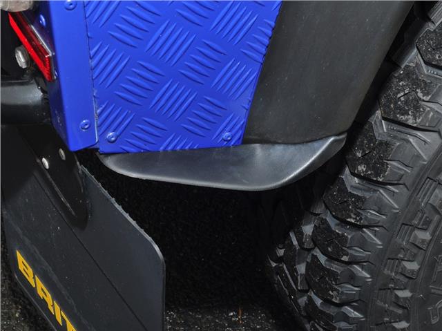 Land Rover Defender 90 Rear Of Rear Wheel Textured Dirt D-fenders ...